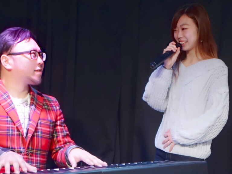 ボーカルレッスン&ボイトレ mukona(ムコナ)